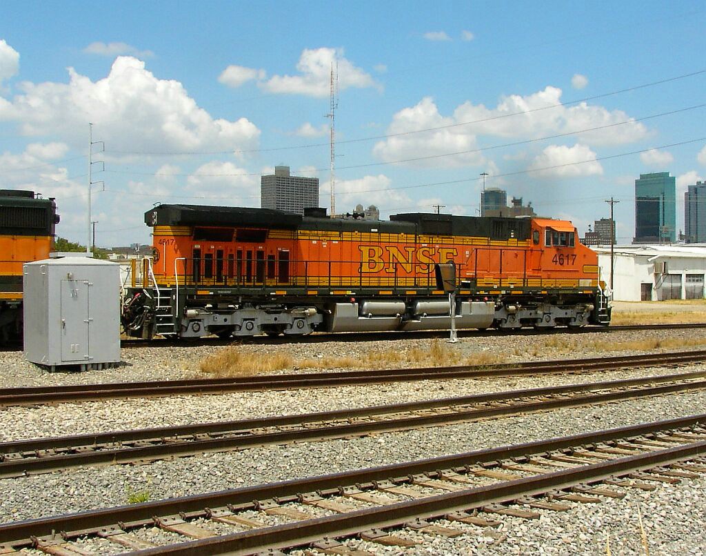 BNSF 4617